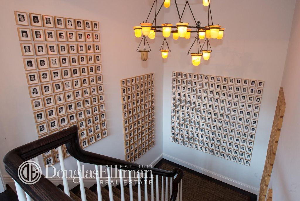 Sandy Gallin’s Further Lane Home Is in Contract At Last | Behind The Hedges