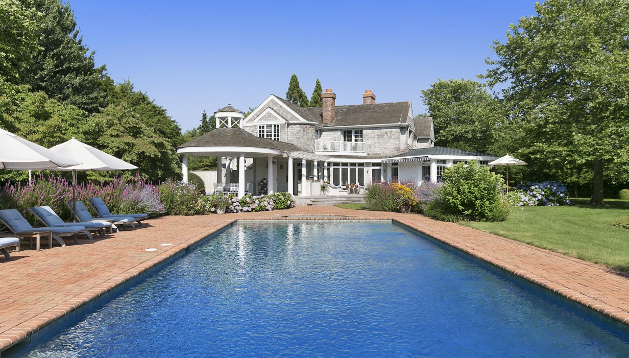 Magical Gardens in a Bridgehampton Estate | Behind The Hedges