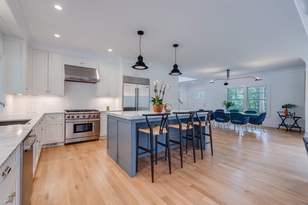 Springs Is Hot in a Cool Market: And Here’s a New Record Price | Behind ...