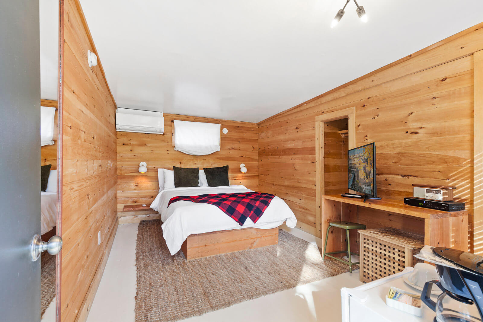 $35 Million Ask for Ruschmeyer’s in Montauk | Behind The Hedges