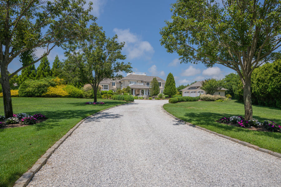 Traditional Fordune Estate in Water Mill Hopes to Fetch $16.995 Million ...