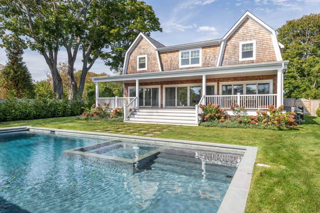 ‘Bert Greene’ House in Heart of Amagansett Lists for $4.75 Million ...