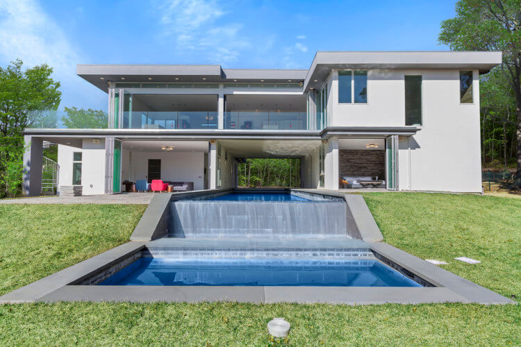 Take a Dip: Pools Are at the Center of a Cool Summer in the Hamptons ...