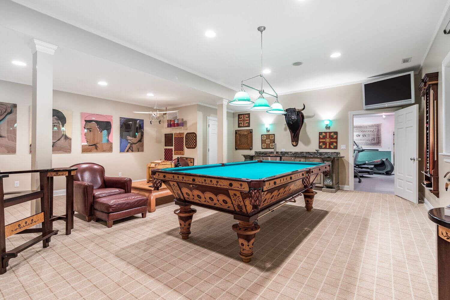 ‘Unmatched Privacy and Designer Style’ at East Hampton Home Listed for ...