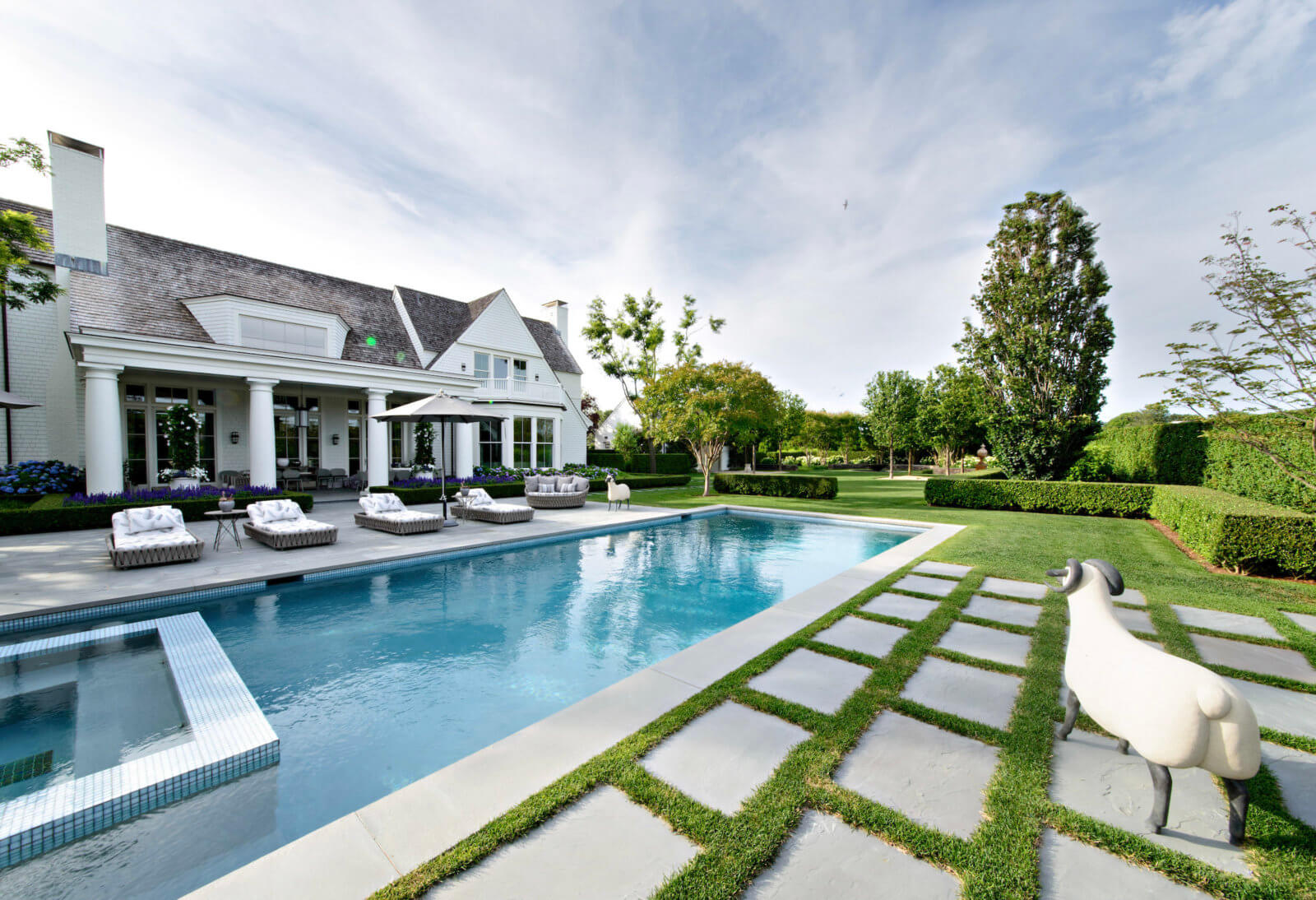 Creating An Oasis of Color and Beauty Around the Pool