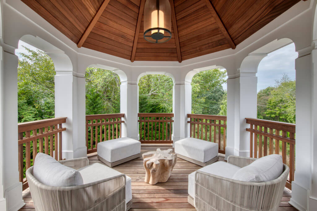 Beautifully-decorated East Hampton Home Lists for $16.9M