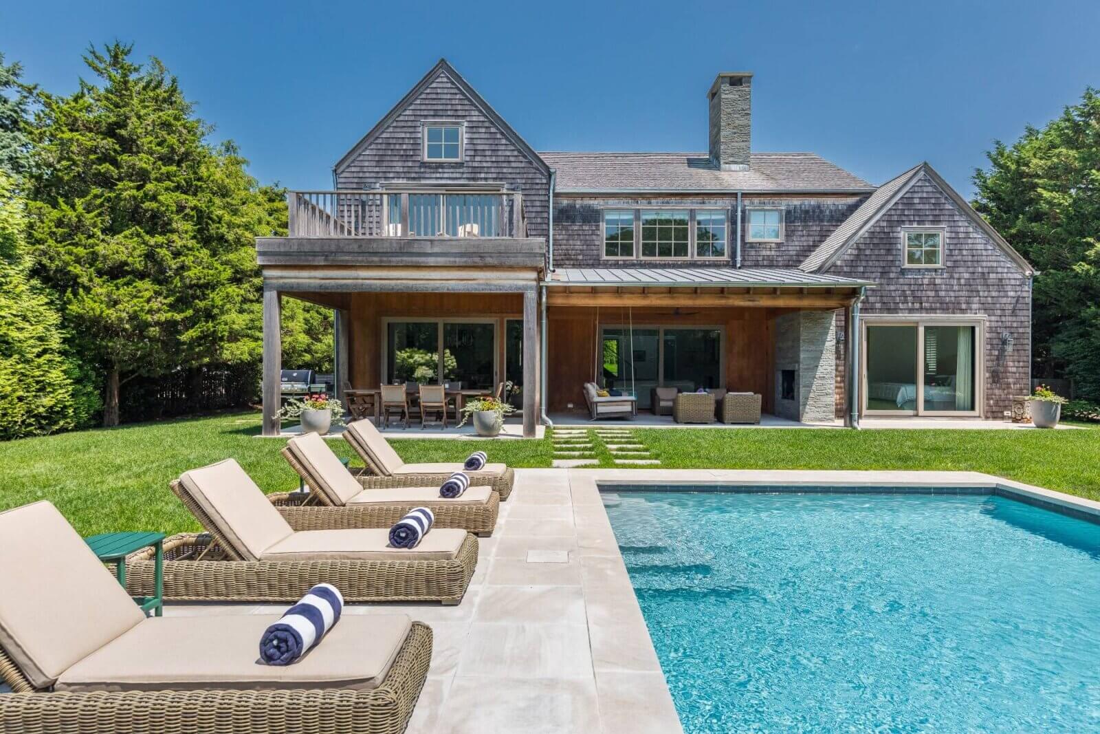 Elegant Cedar-Clad Custom Built Amagansett Farmhouse Asks $9.5M ...
