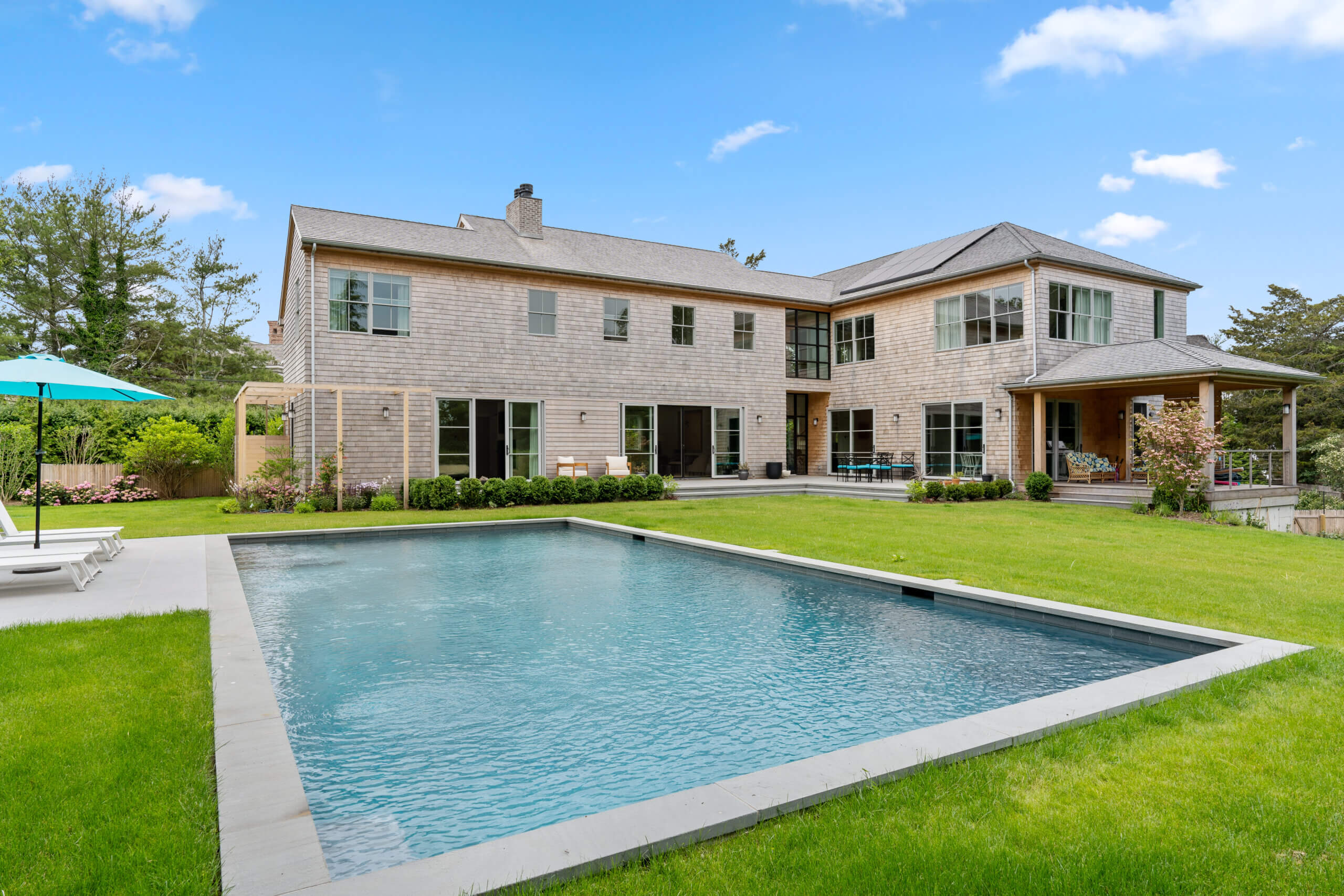 Hamptons Homes Archives | Behind The Hedges