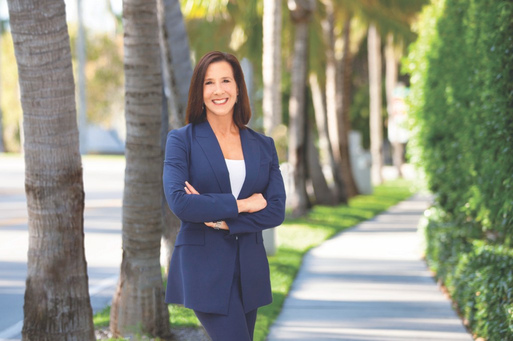 Elizabeth DeWoody Brings Marketing Expertise and Precision to Palm ...