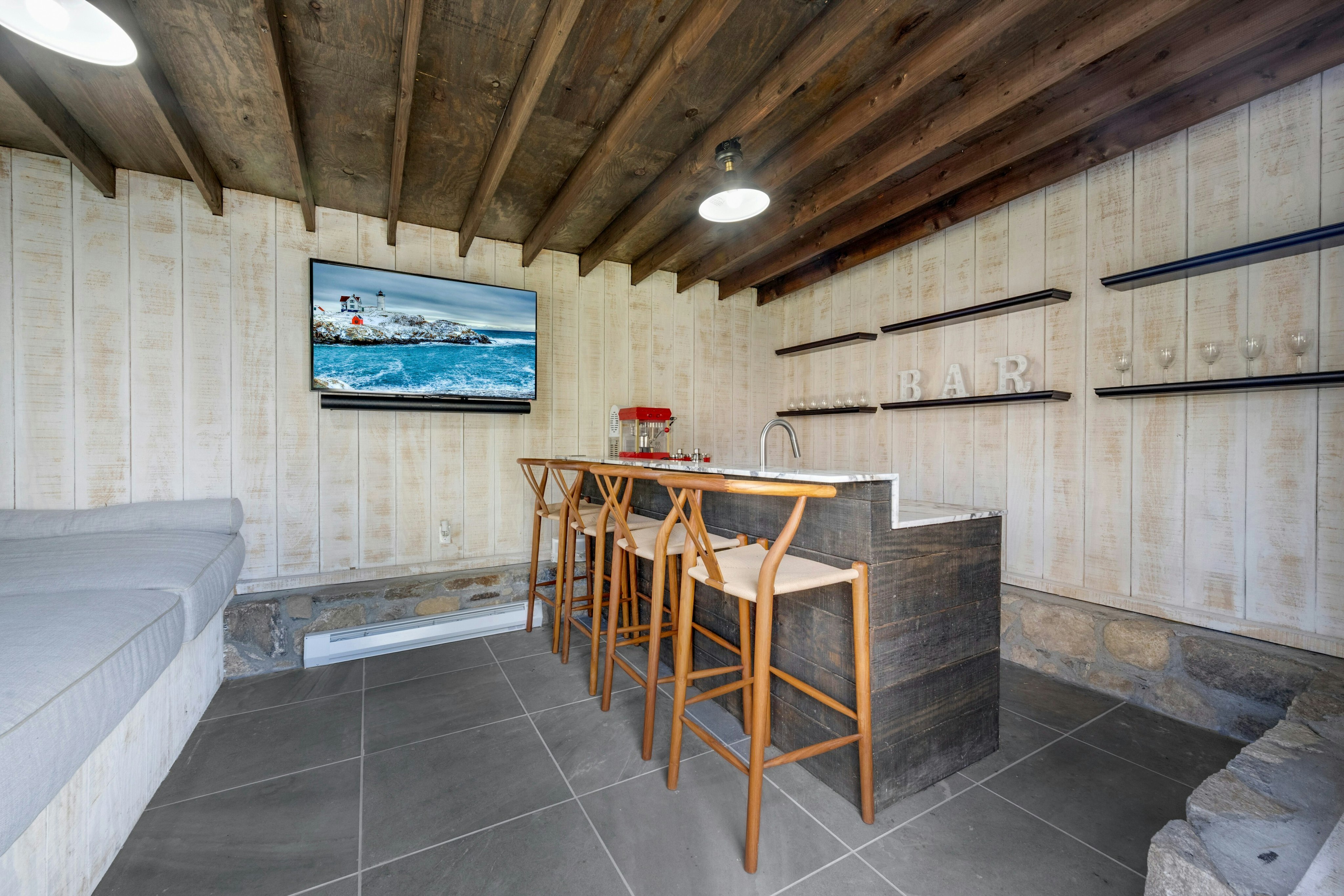 Bethenny Frankel Sells Hamptons, Greenwich Homes