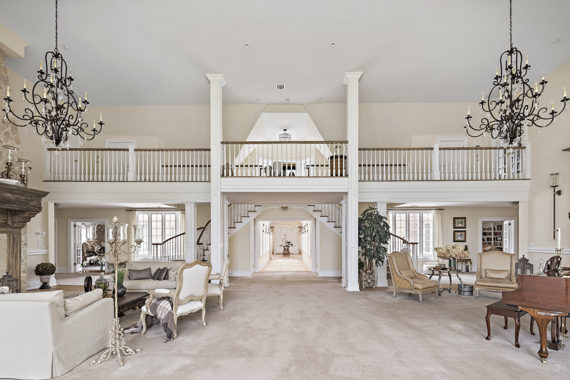 Joy Mangano’s Long Island Mansion Goes to Auction